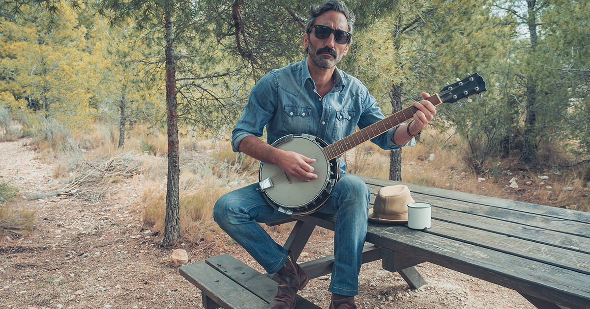 Banjo Purchase Gives Millennial a Pretty Affordable Mid-Life Crisis